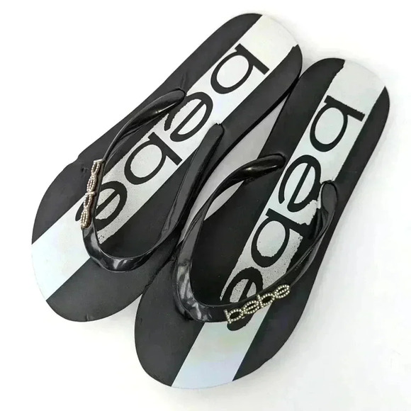 bebe | Shoes | Bebe Black White Rhinestone Flip Flop Sandal Slides ...